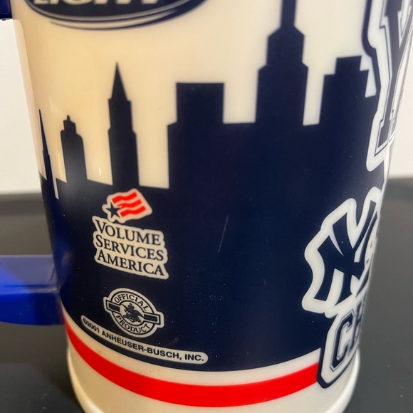 Other | 200 Ny Yankees 2000 World Series Champions Plastic Beer Mug Bud ...